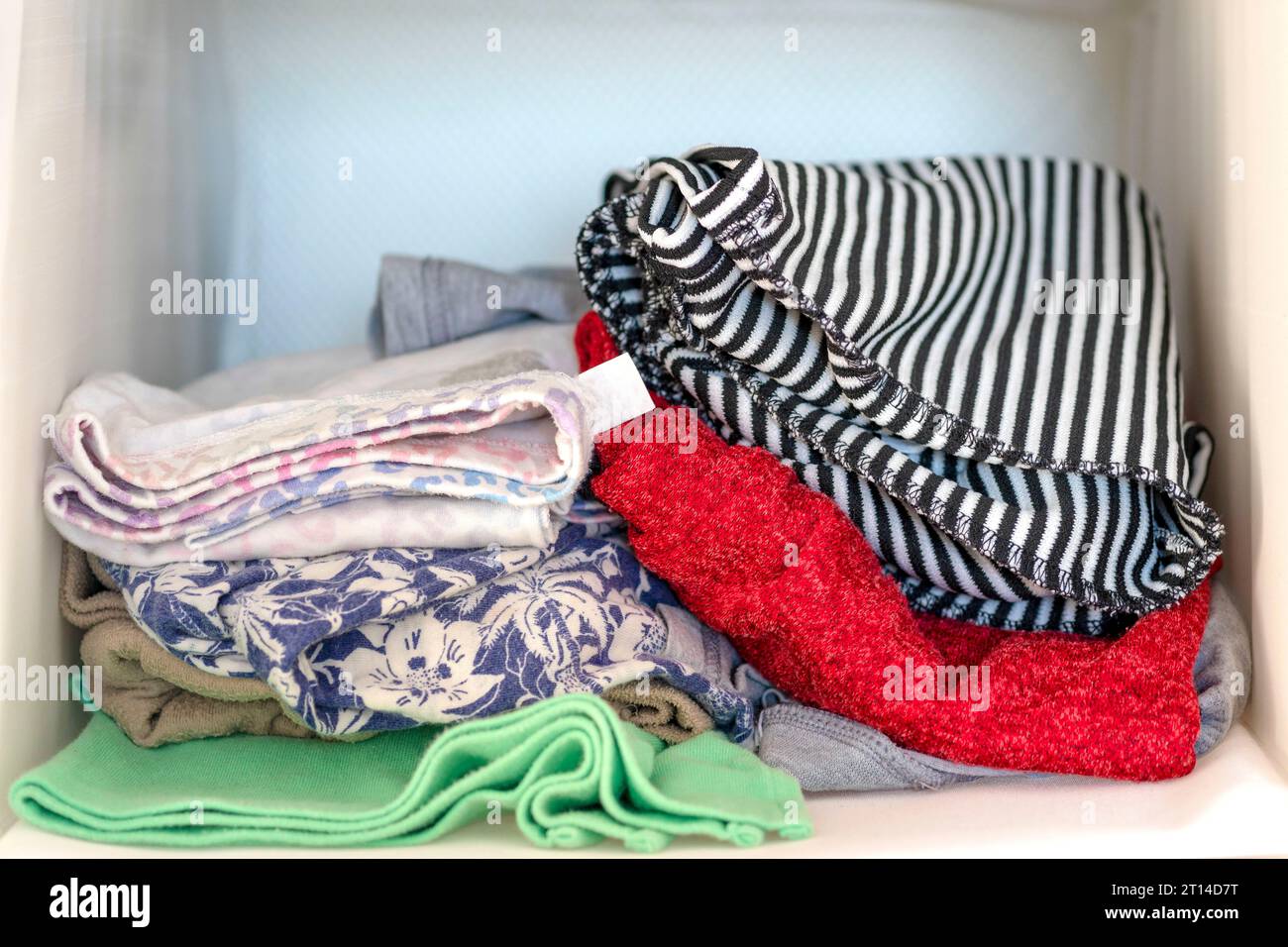 Checkroom shelf hi-res stock photography and images - Alamy