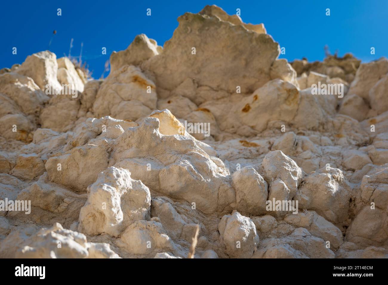 White sandstone cliffs on british beach in england uk Stock Photo - Alamy