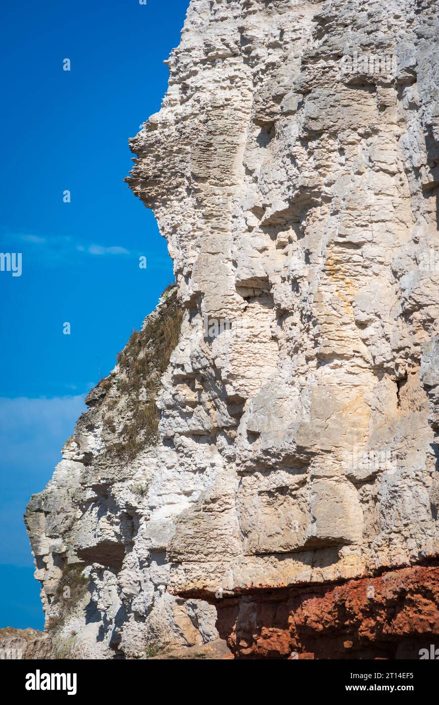 Colourful sandstone cliffs on british beach in england uk Stock Photo ...
