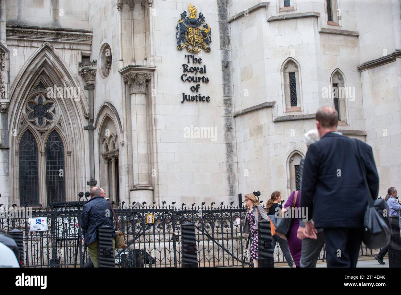 London, England, UK. 11th Oct, 2023. Royal Courts of Justice, the ...