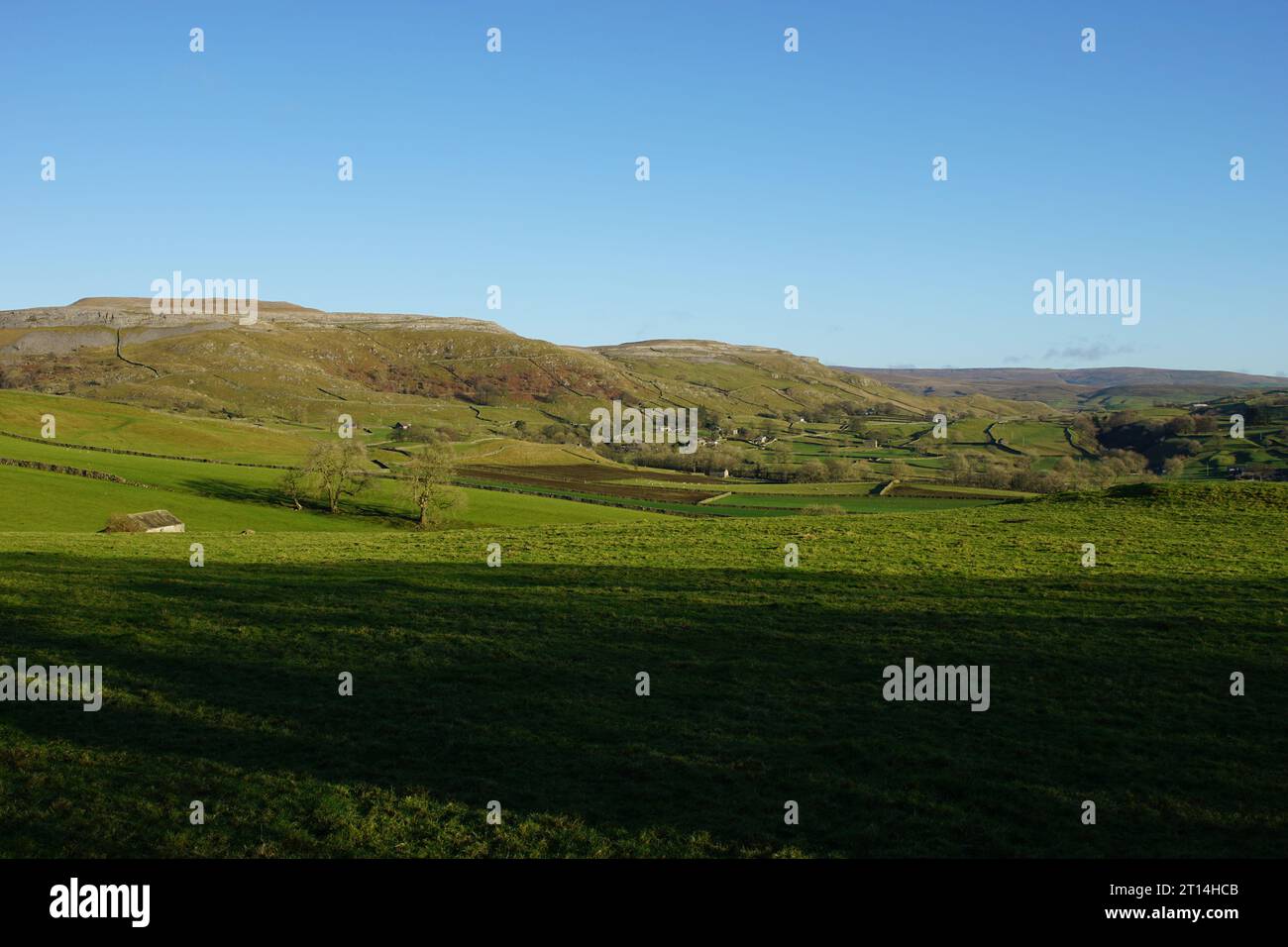 Winter in the Yorkshire Dales at Austwick and Wharfe, Yorkshire Dales ...