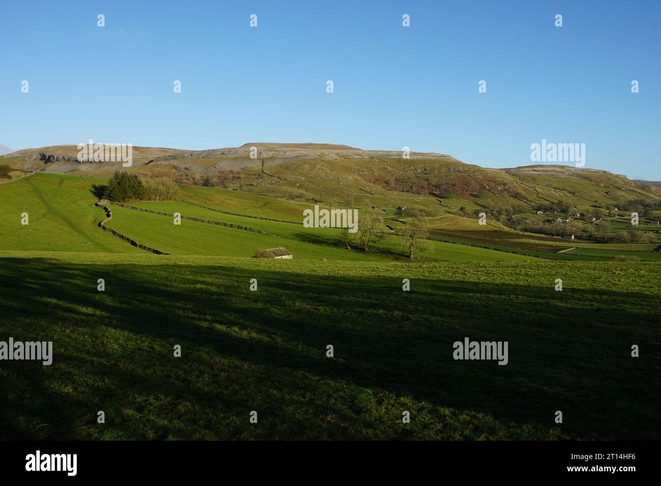 Winter in the Yorkshire Dales at Austwick and Wharfe, Yorkshire Dales ...
