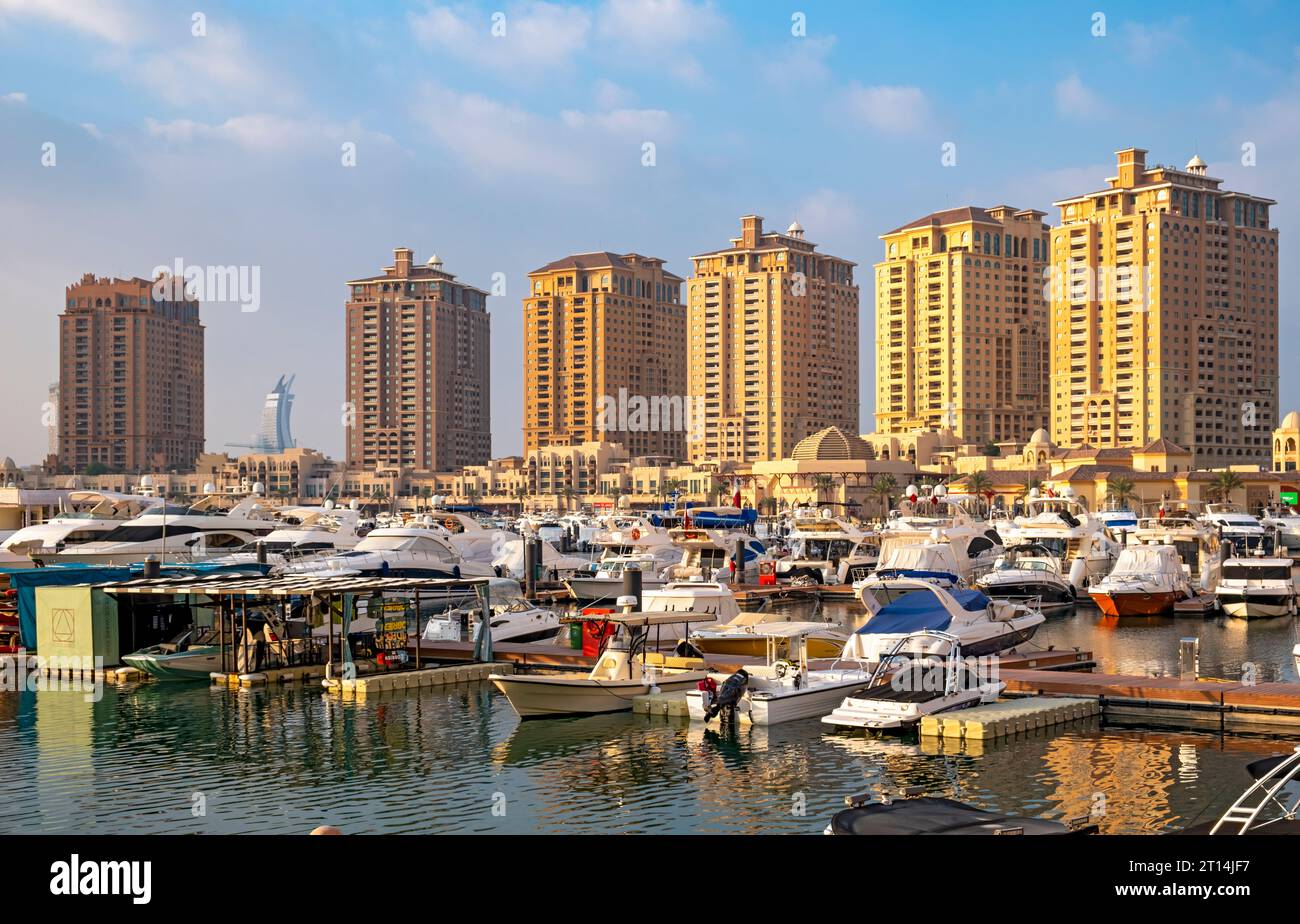Porto Arabia, The Pearl Island, Doha, Qatar Stock Photo - Alamy