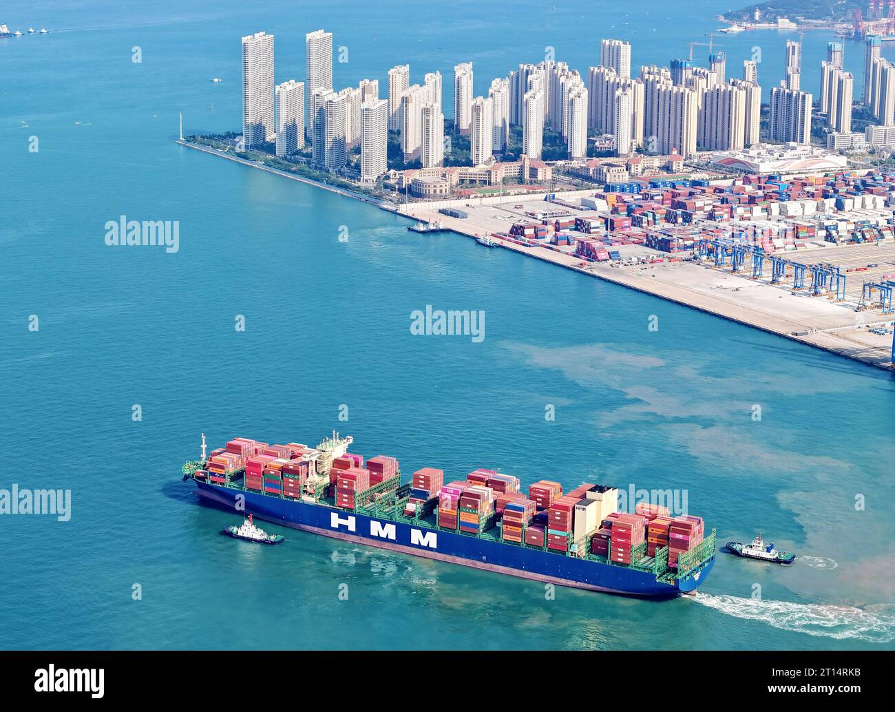 QINGDAO, CHINA - OCTOBER 11, 2023 - A cargo ship destined for countries ...