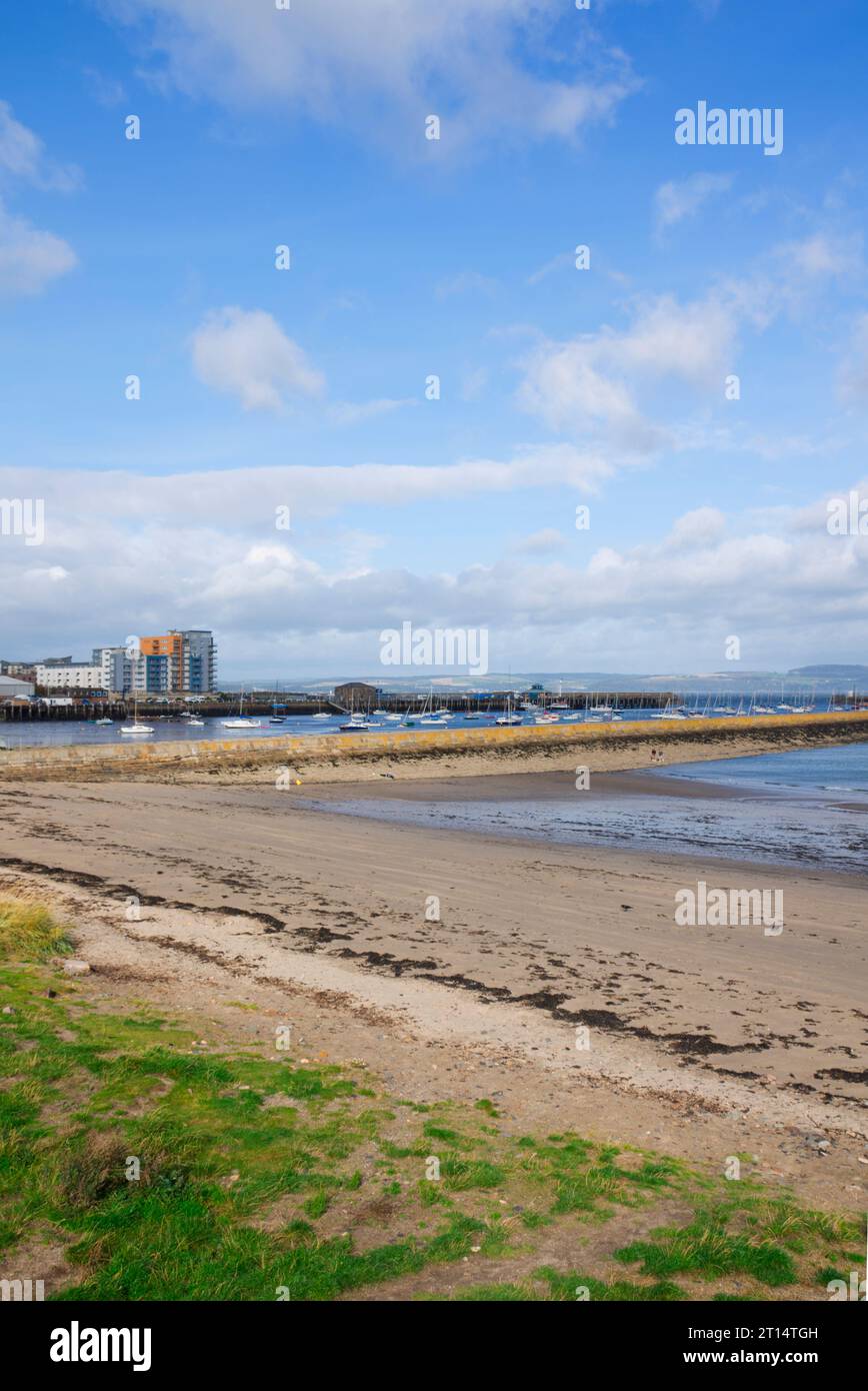 Granton Beach, Midlothian Stock Photo - Alamy