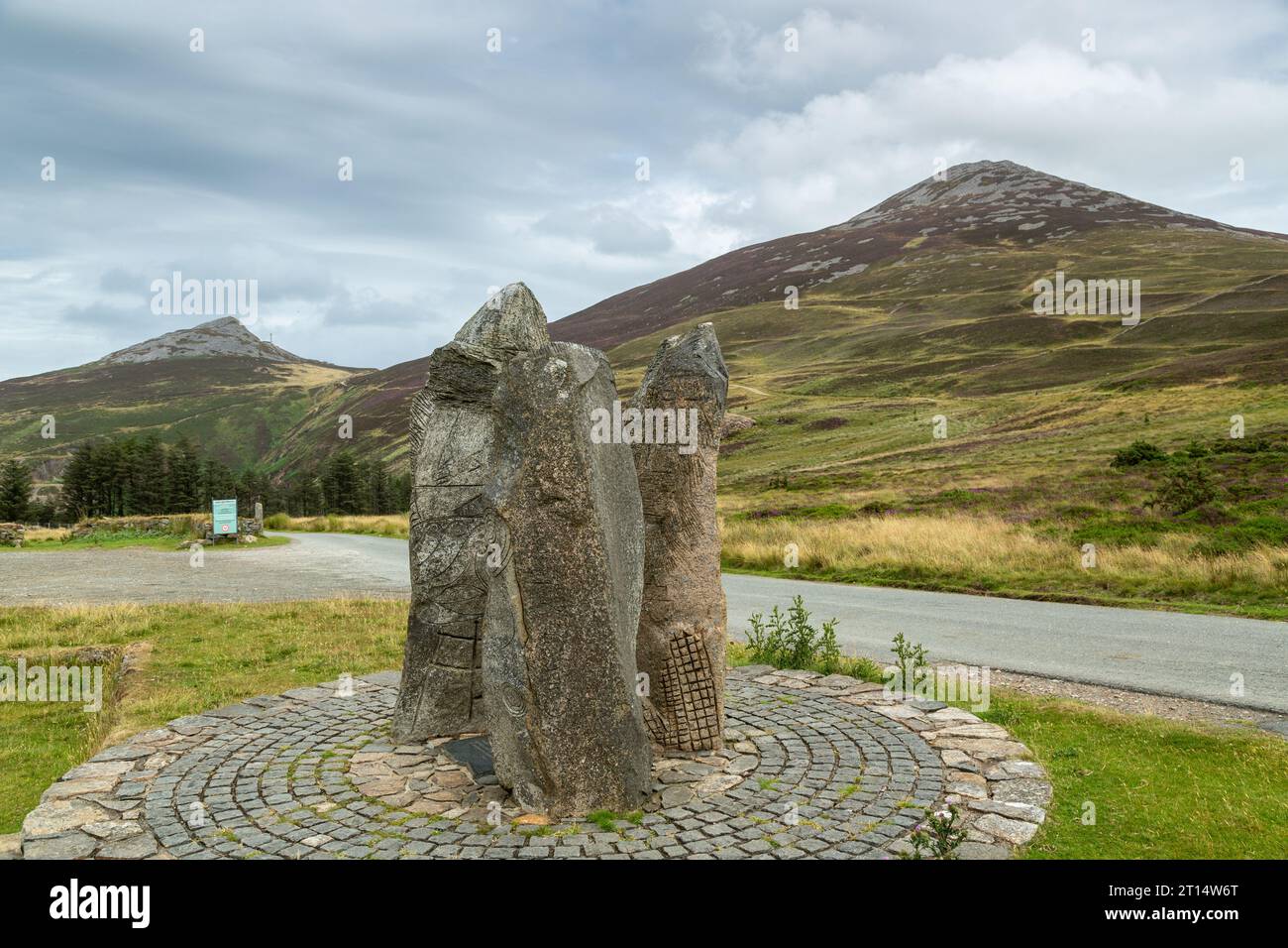 Garn Fôr and Yr Eifl hills from the car park Stock Photo - Alamy