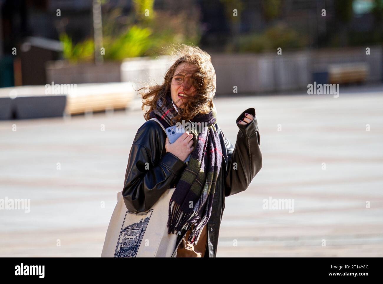 Dundee, Tayside, Scotland, UK. 11th Oct, 2023. UK Weather: Cool wind ...
