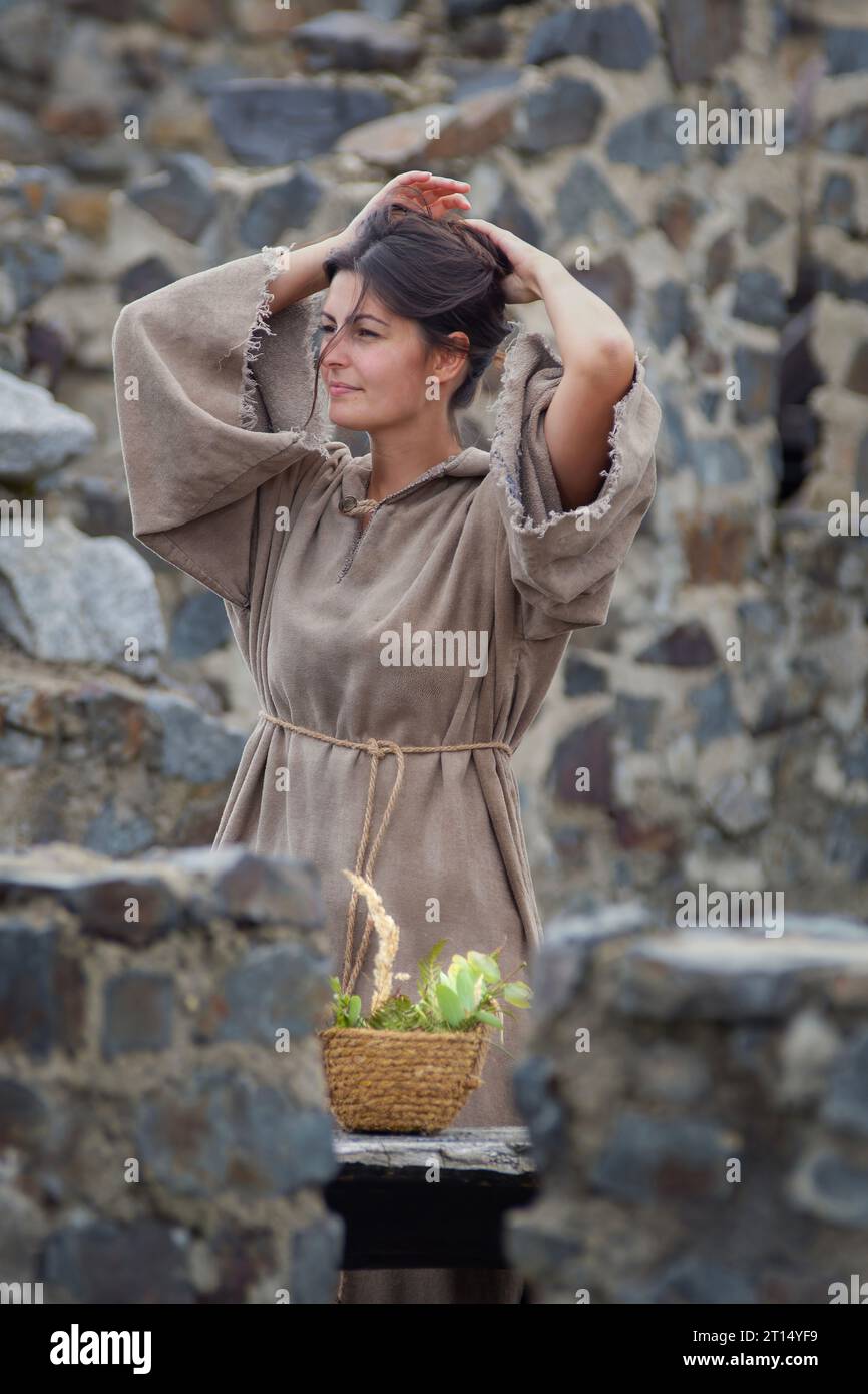 Proud farmer's wife in a castle in the Middle Ages Stock Photo - Alamy