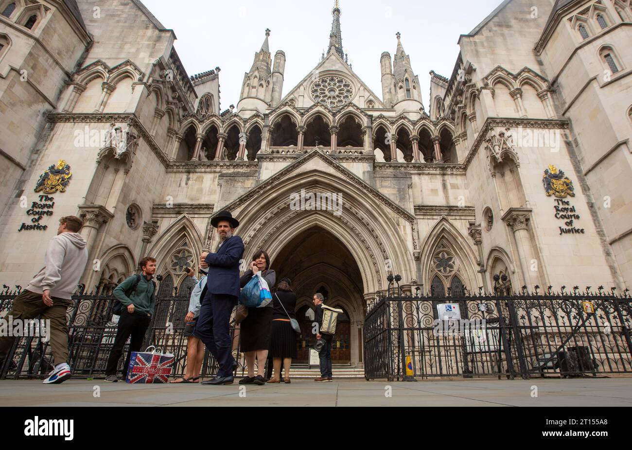 London, England, UK. 11th Oct, 2023. Royal Courts of Justice, the ...