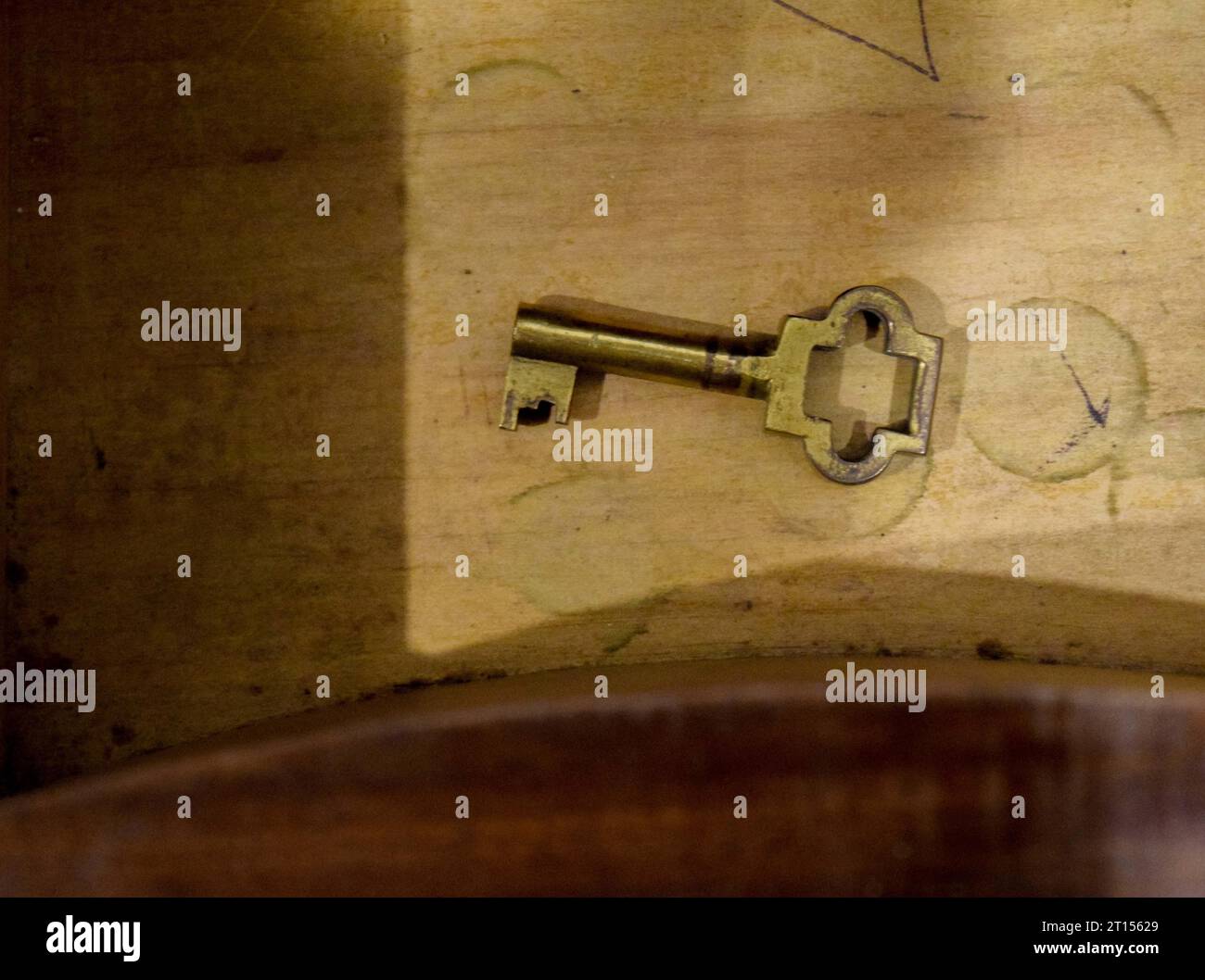 Ancient antique wardrobe hi-res stock photography and images - Alamy