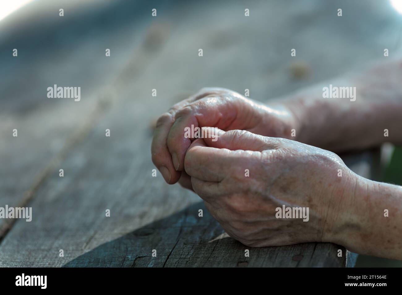 Work worn hands hi-res stock photography and images - Alamy