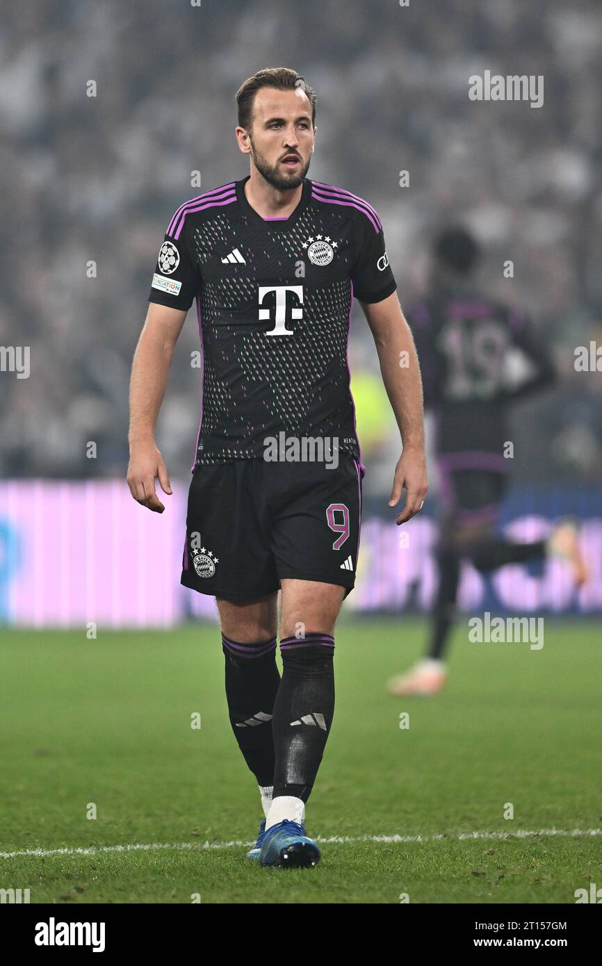 COPENHAGEN, DENMARK - OCTOBER 3: Harry Kane of Bayern Munich during the ...