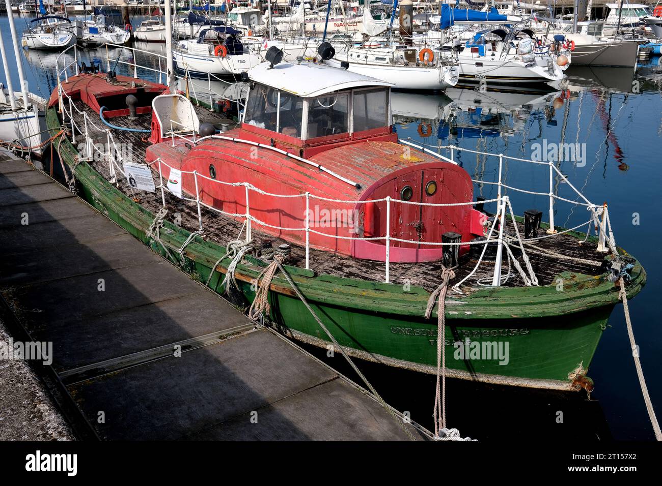 Old fishing boat named Onesime Frebourg Fecamp, at Fecamp harbour port ...