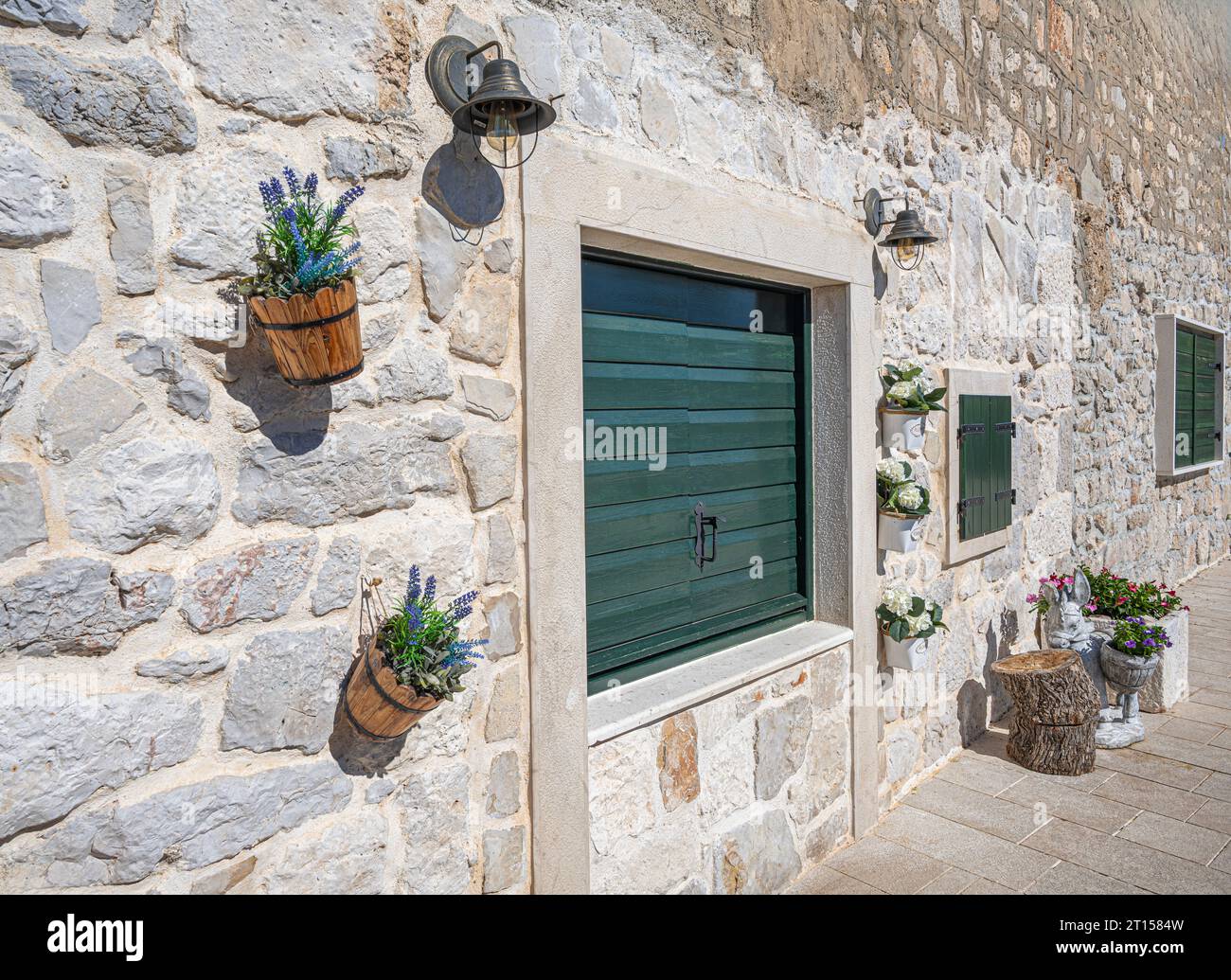 Window in Mediterranean architecture Stock Photo - Alamy
