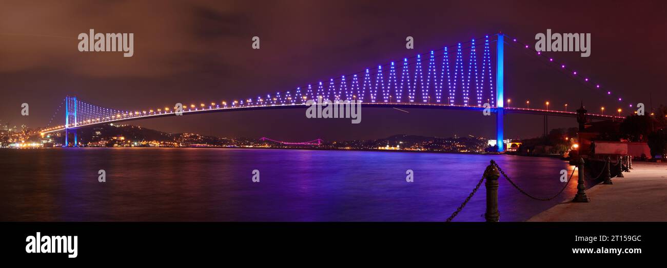 Bosphorus Bridge at night in Istanbul, Turkey Stock Photo - Alamy