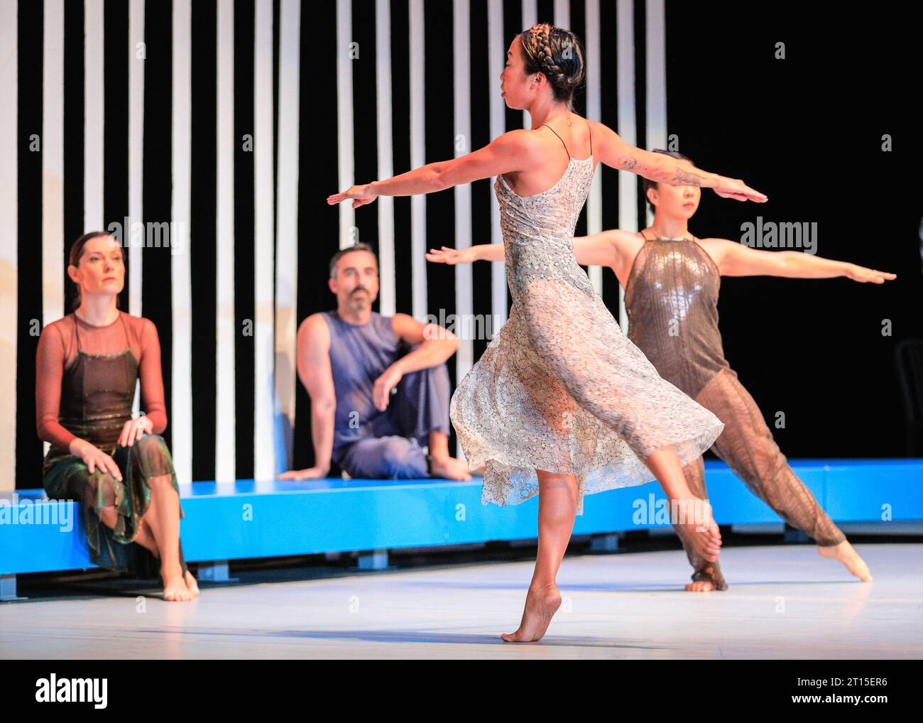 Jewish dance history hi-res stock photography and images - Alamy