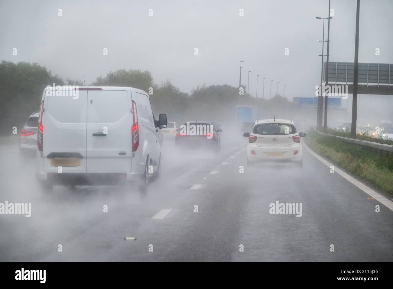 Terrible driving conditions on a motorway Stock Photo - Alamy