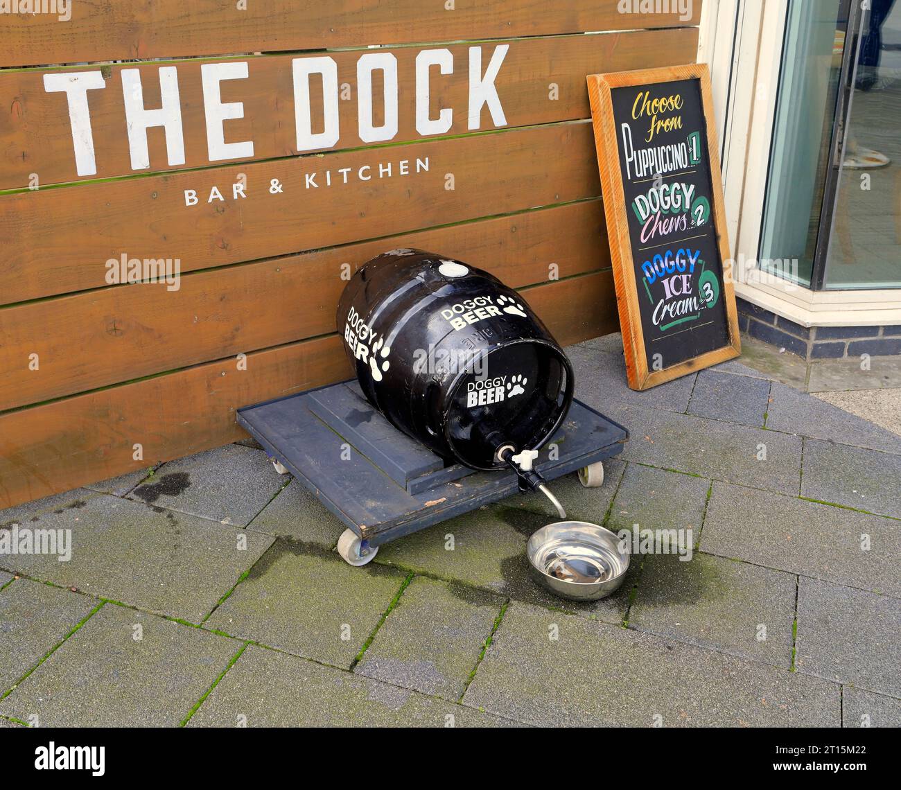 Dog drinks water from tap hi-res stock photography and images - Alamy