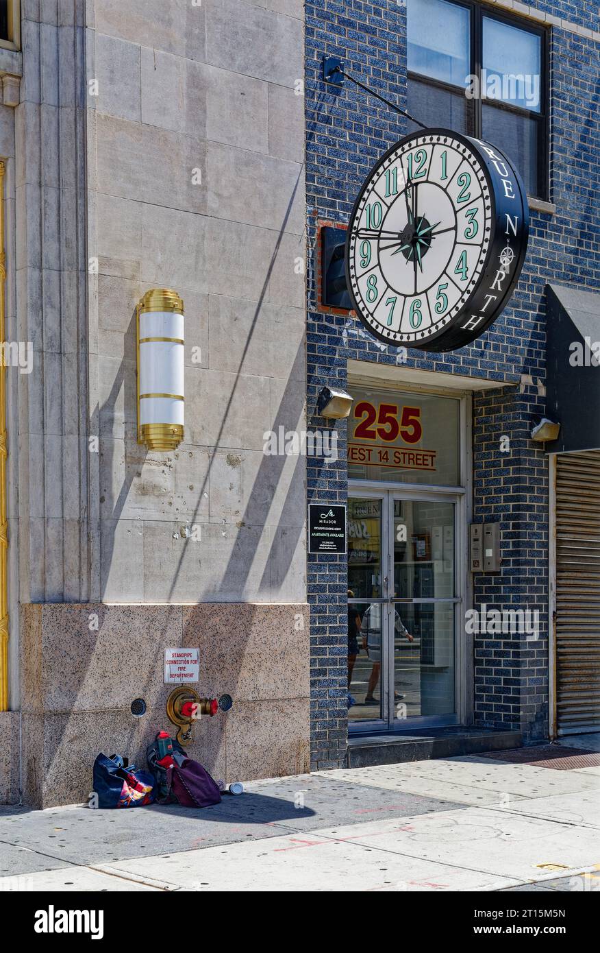 255 west 14th st hi-res stock photography and images - Alamy