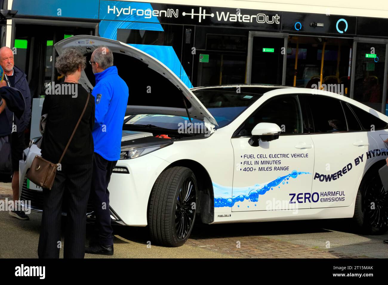 Hydrogen powered car at an event for promoting Hydrogen Powered ...