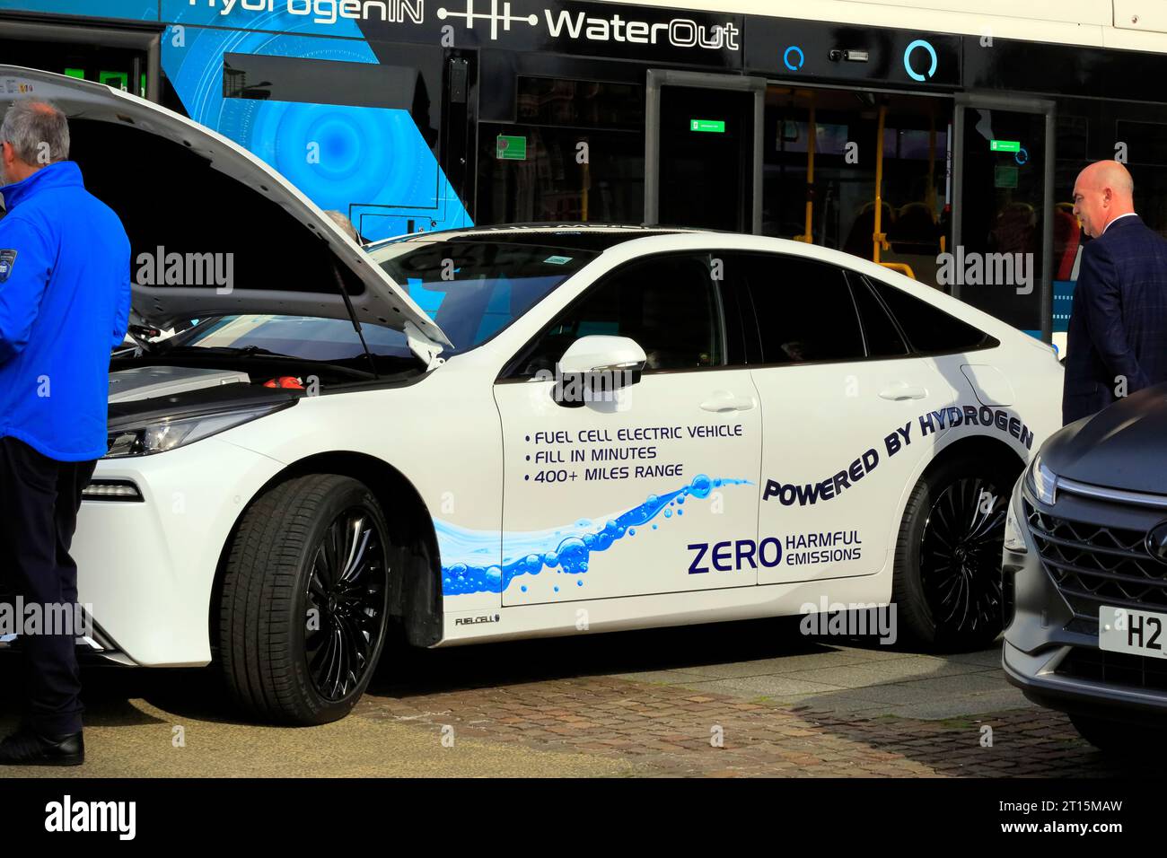Hydrogen powered car at an event for promoting Hydrogen Powered ...