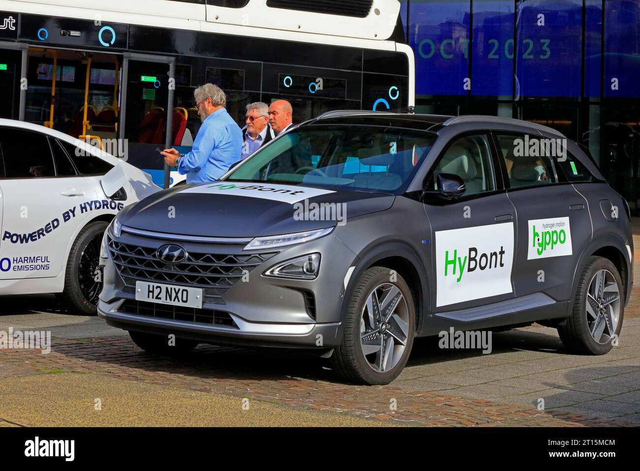 Hydrogen powered car at an event for promoting Hydrogen Powered ...