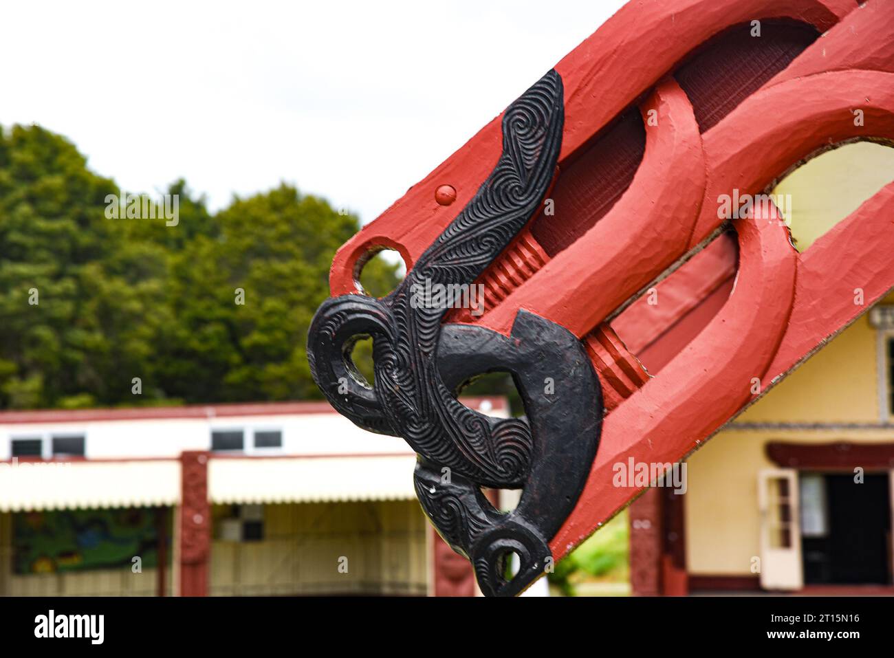 Wood carving Māori people, Carving, Waitangi, Runanga, New Zealand ...
