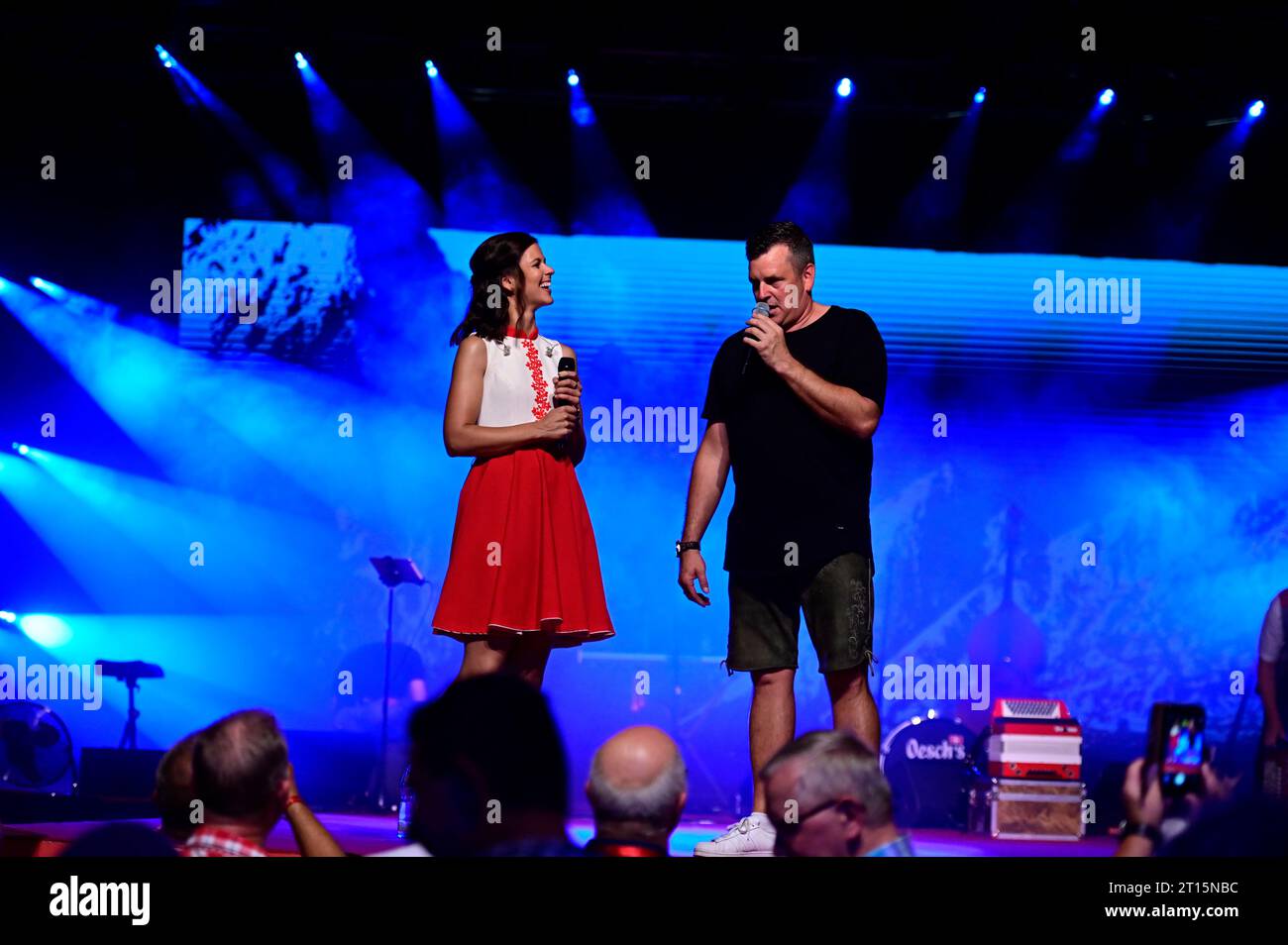 Melanie Oesch / Oesch’s die Dritten und Marc Pircher beim 30jährigen ...