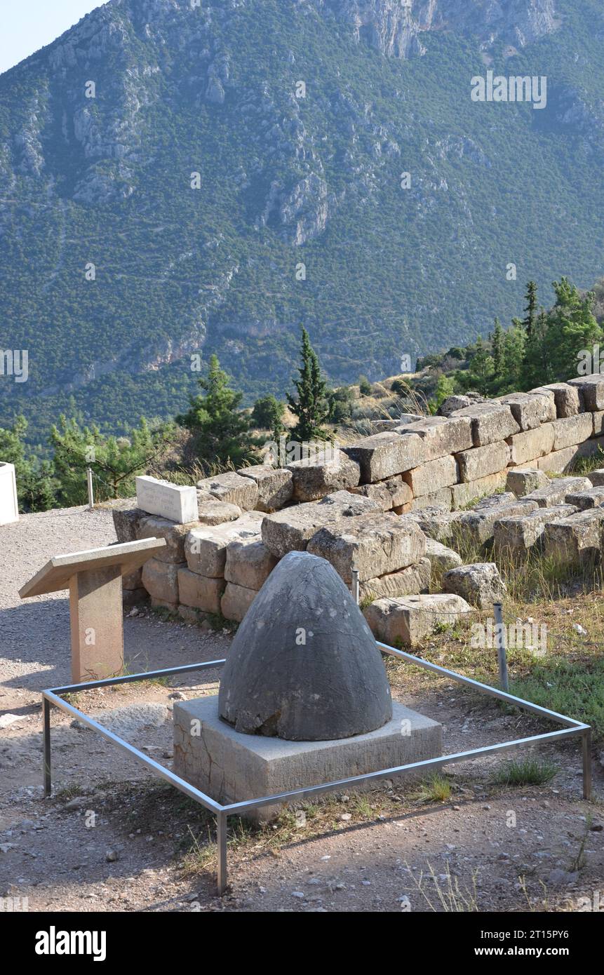 The Omphalos, Delphi Stock Photo - Alamy