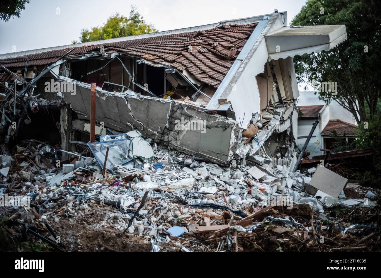 11 October 2023, Israel, Kibbutz Be·eri: A view of the destruction in ...