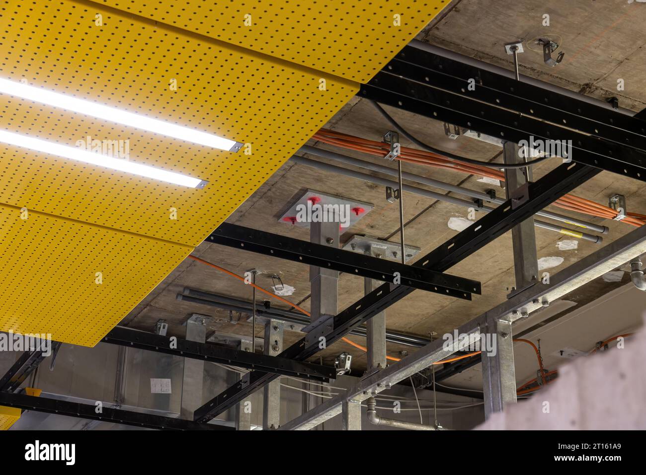 Subway station with new construction and renovation of the cable ...