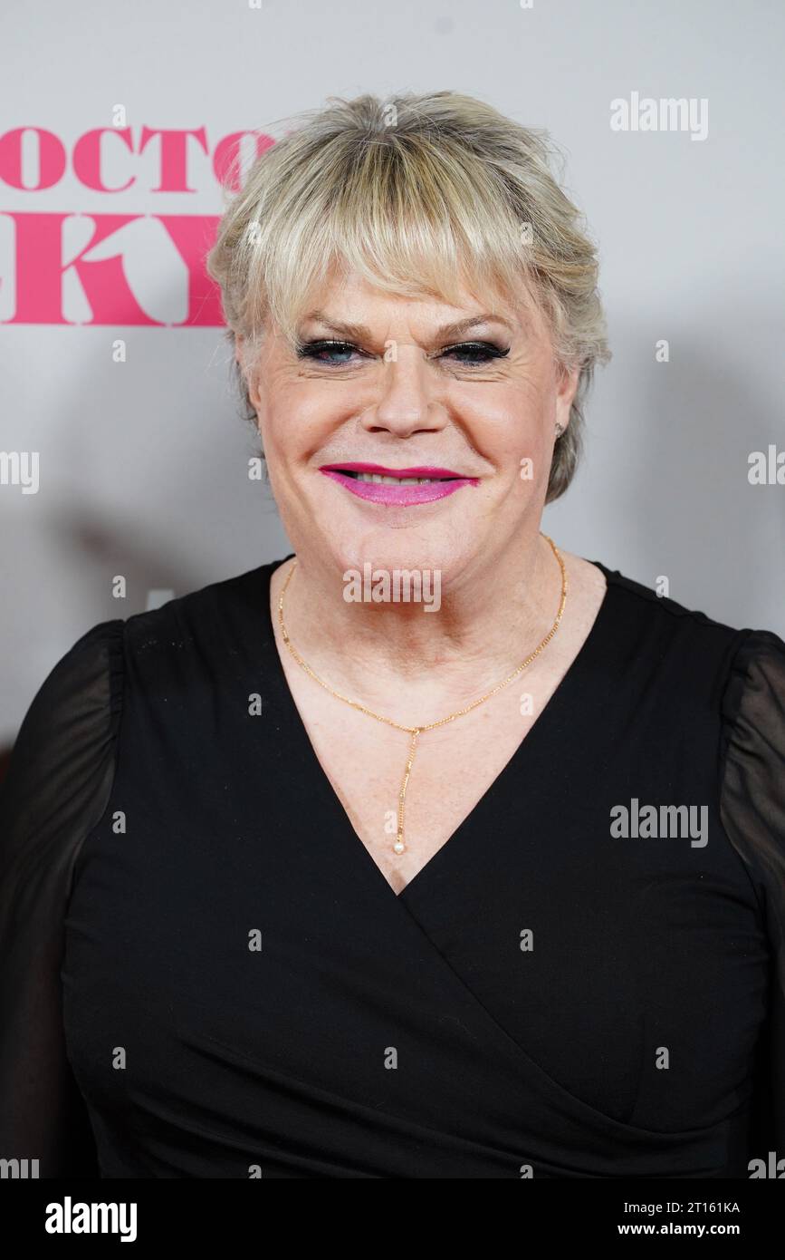 Eddie Izzard attending the world premiere of Doctor Jekyll at the Odeon ...