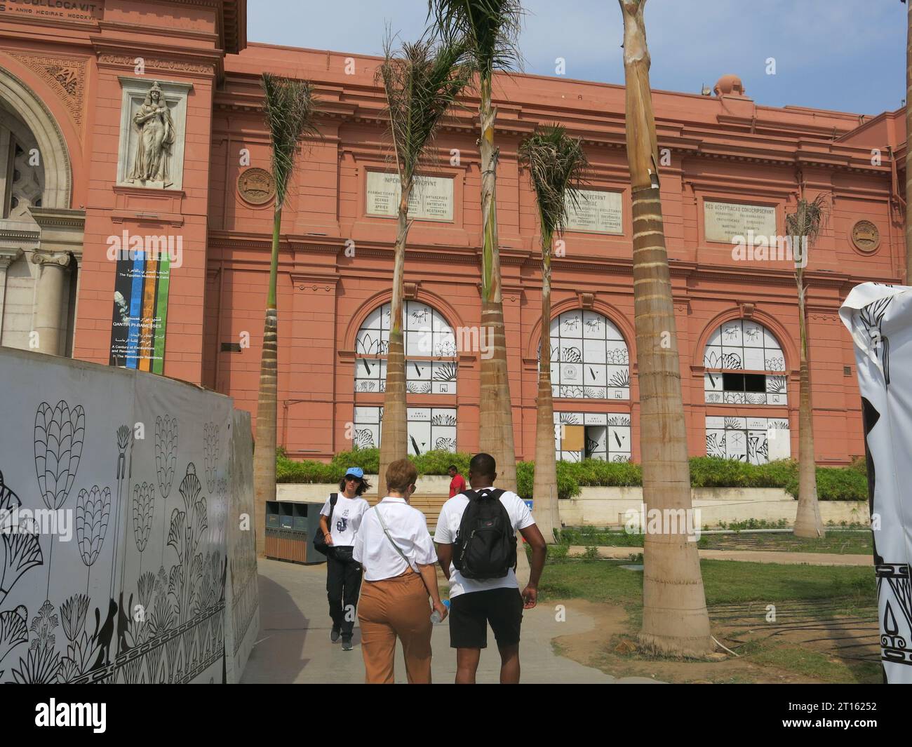 The Egyptian Museum in Tahrir Square is an historic Cairo landmark and ...
