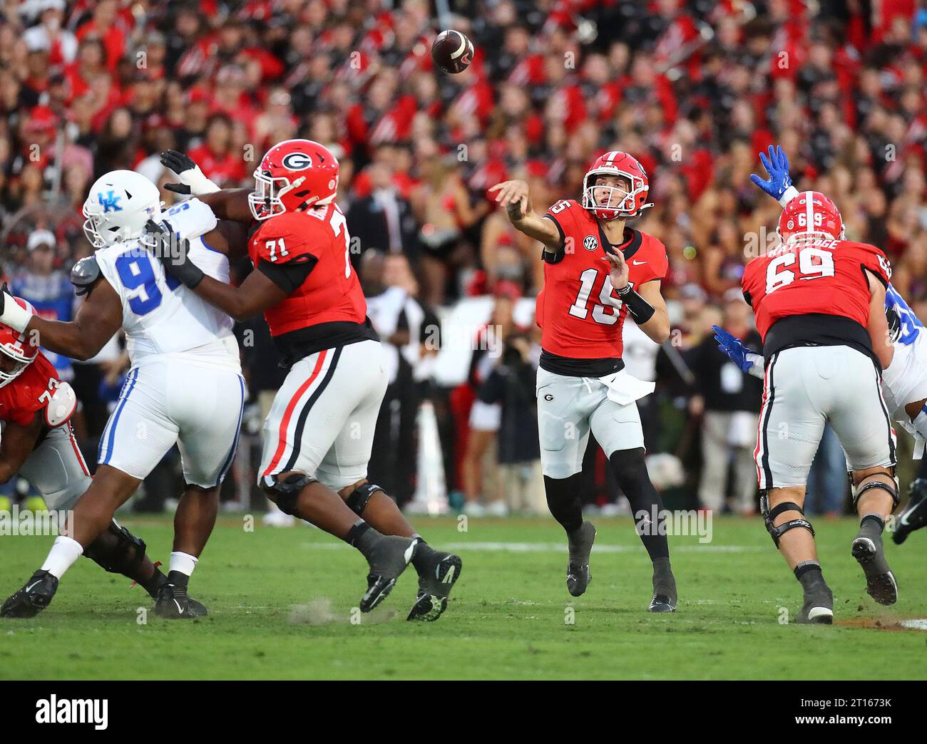 Georgia quarterback Carson Beck throws a touchdown pass to wide receiver Marcus Rosemy-Jacksaint ...