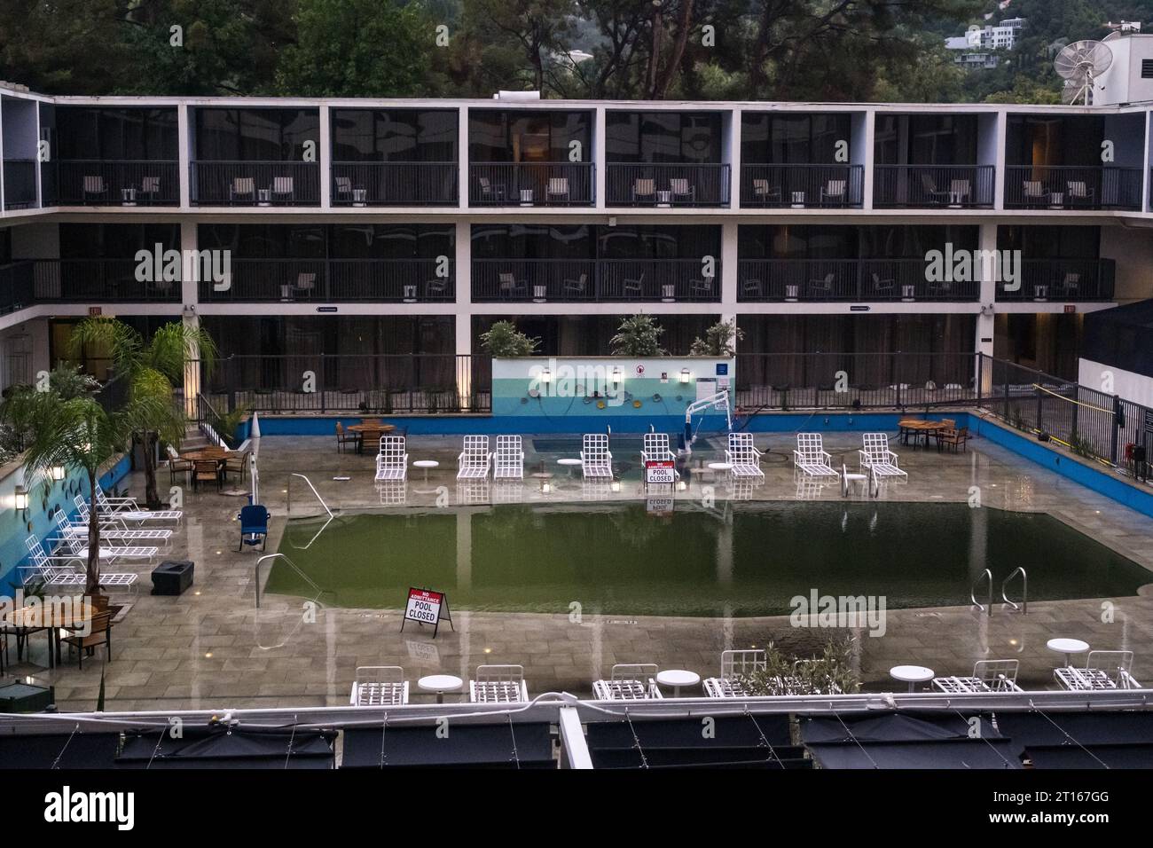 Los Angeles, USA. 21 Aug, 2023. Pool flooding after a big storm Stock ...