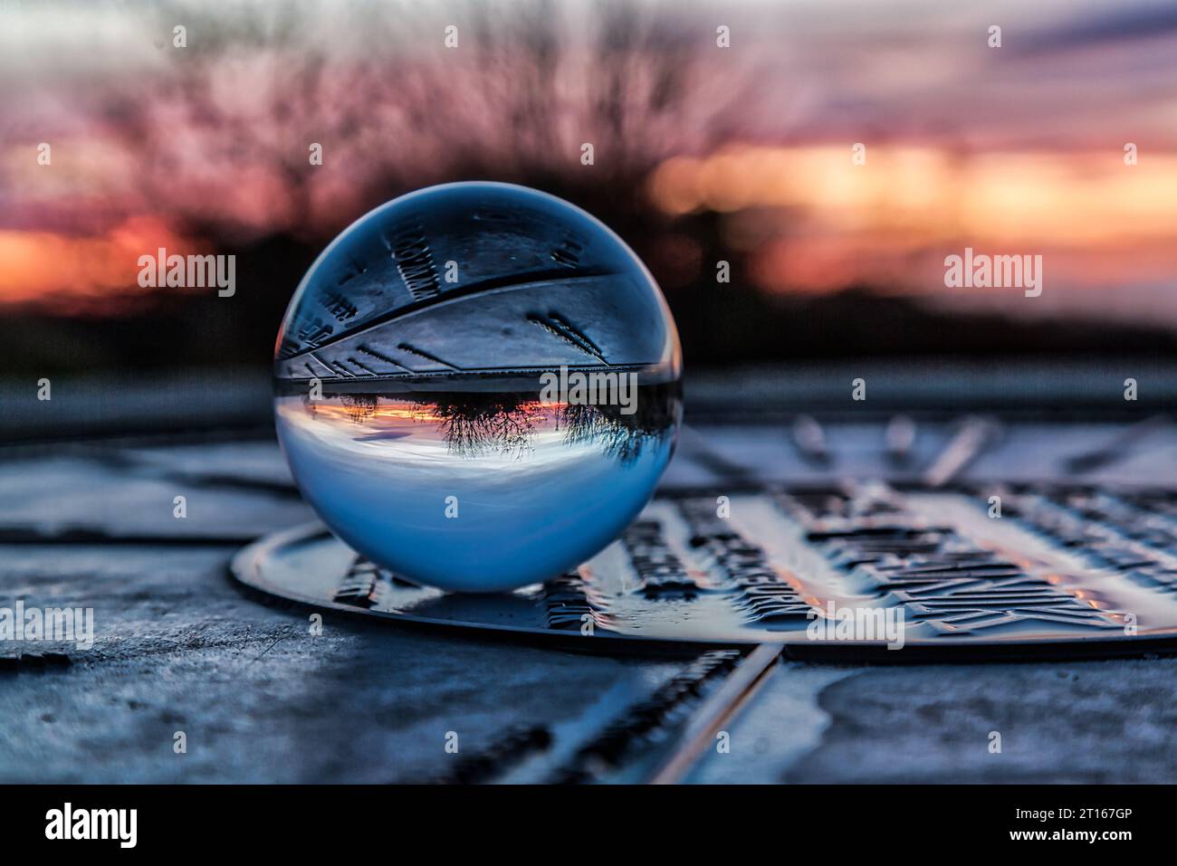 Spherical glow hi-res stock photography and images - Alamy