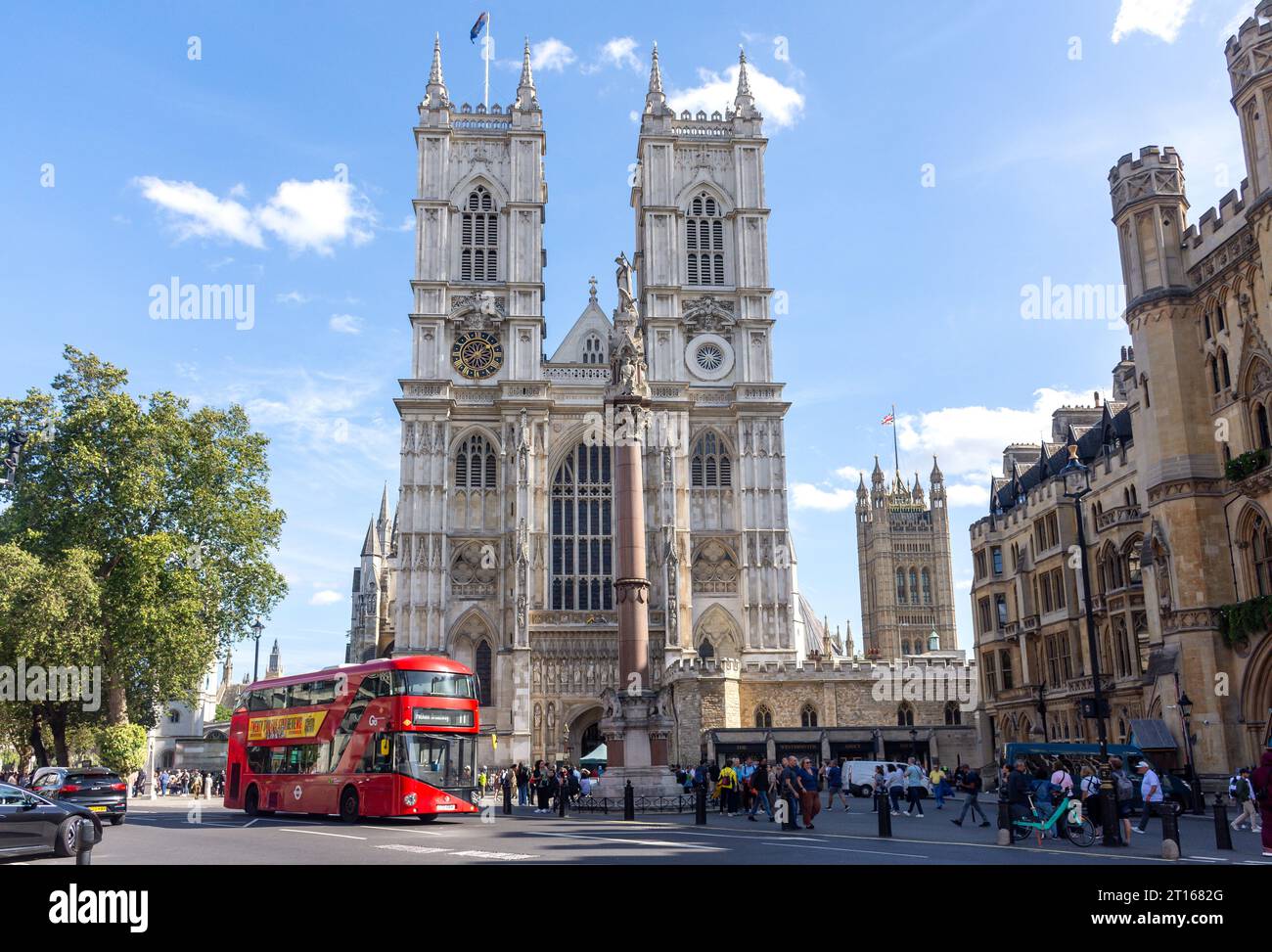 The Western Facade, Westminster Abbey, Deans Yard, City of Westminster ...