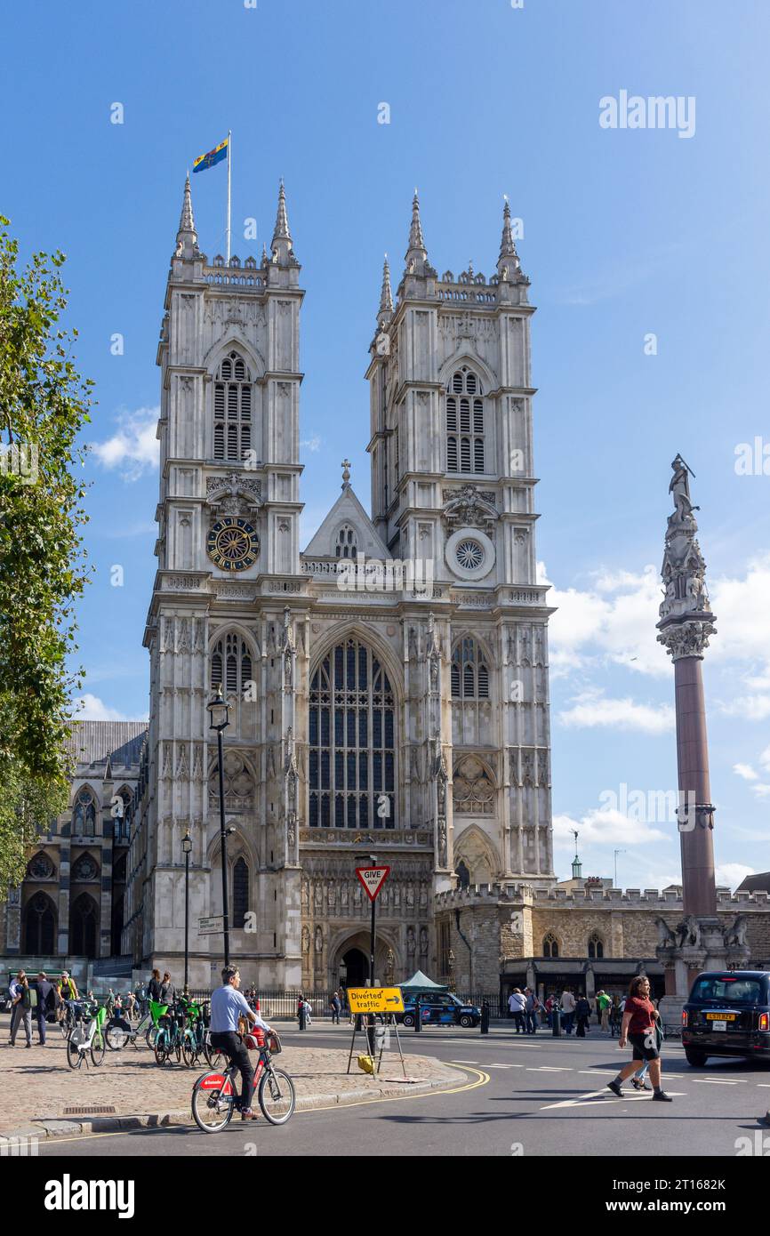 The Western Facade, Westminster Abbey, Deans Yard, City of Westminster ...