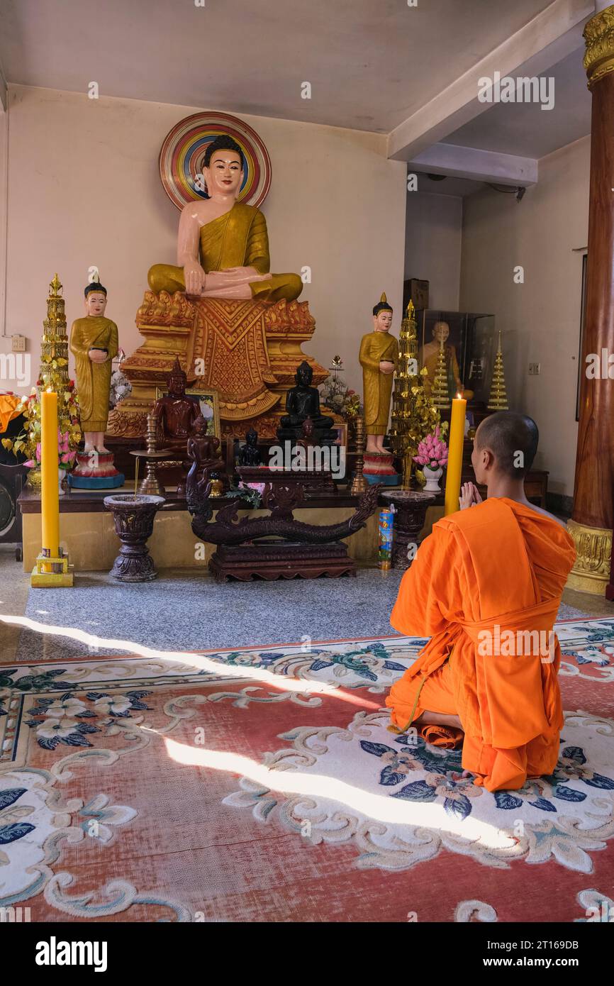 Can Tho, Vietnam. Buddhist Khmer Monk Praying, Munirensay Buddhist ...