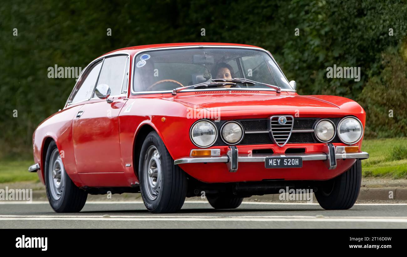 Bicester,Oxon.,UK - Oct 8th 2023: 1970 red Alfa Romeo 1750 classic car ...