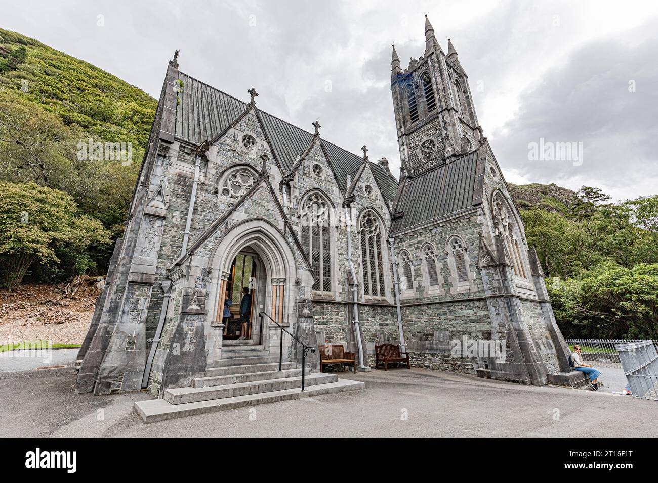 Abbaye de Kylemore dans le Connemara, église néogothique. Kylemore ...