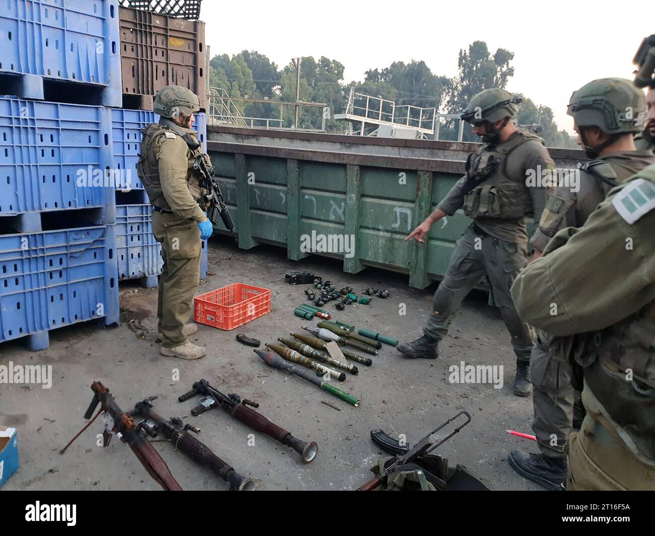 Southern Of Israel, Israel. 11th Oct, 2023. Israeli engineering forces ...