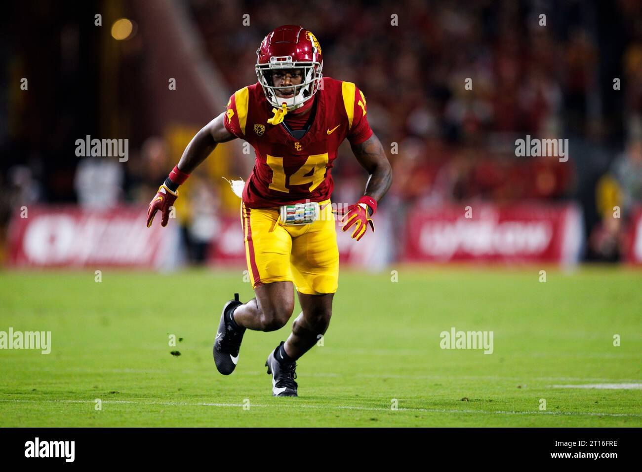 USC Trojans cornerback Jacobe Covington (14) defends during the NCAA ...