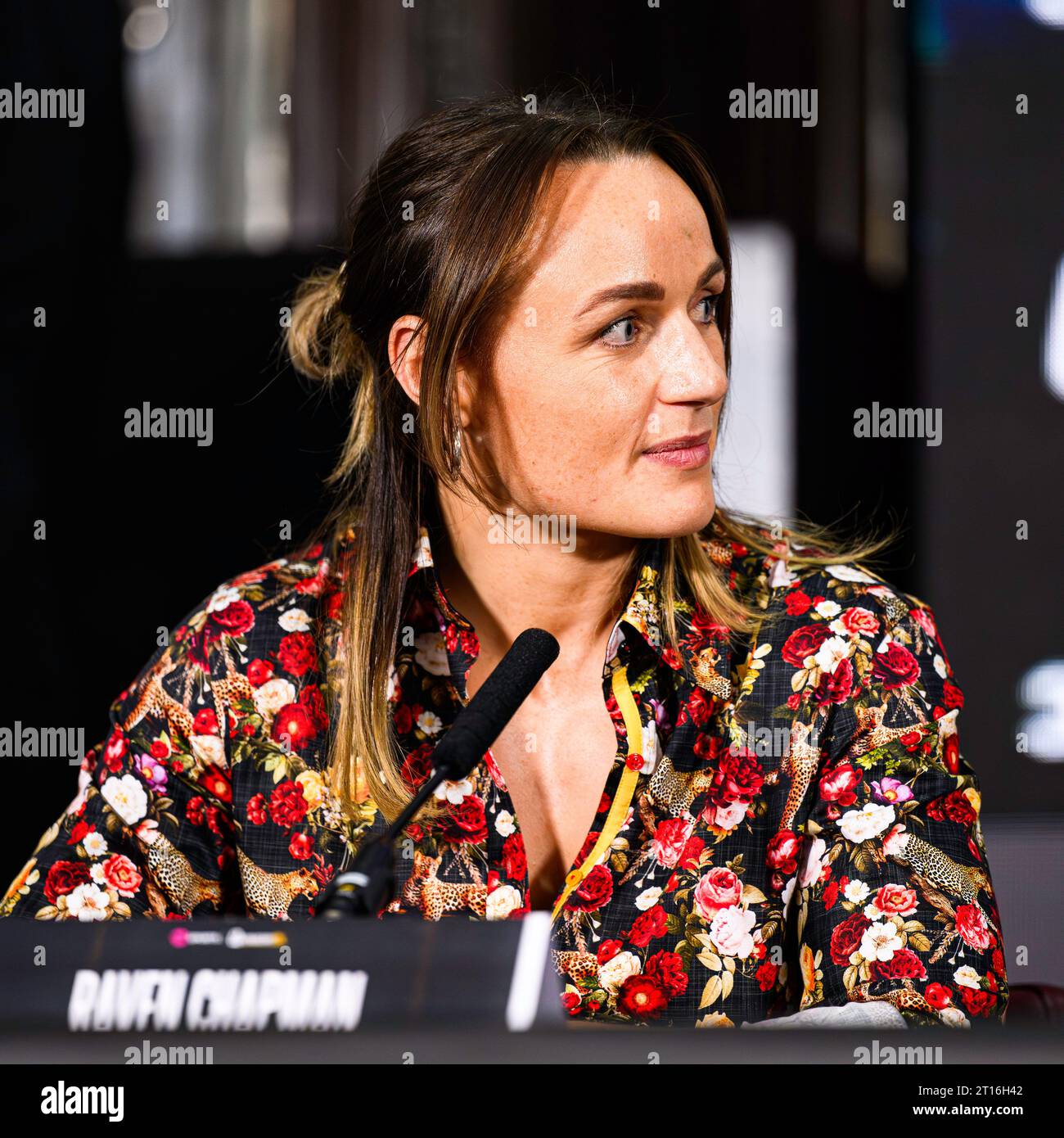 Raven chapman hi-res stock photography and images - Alamy