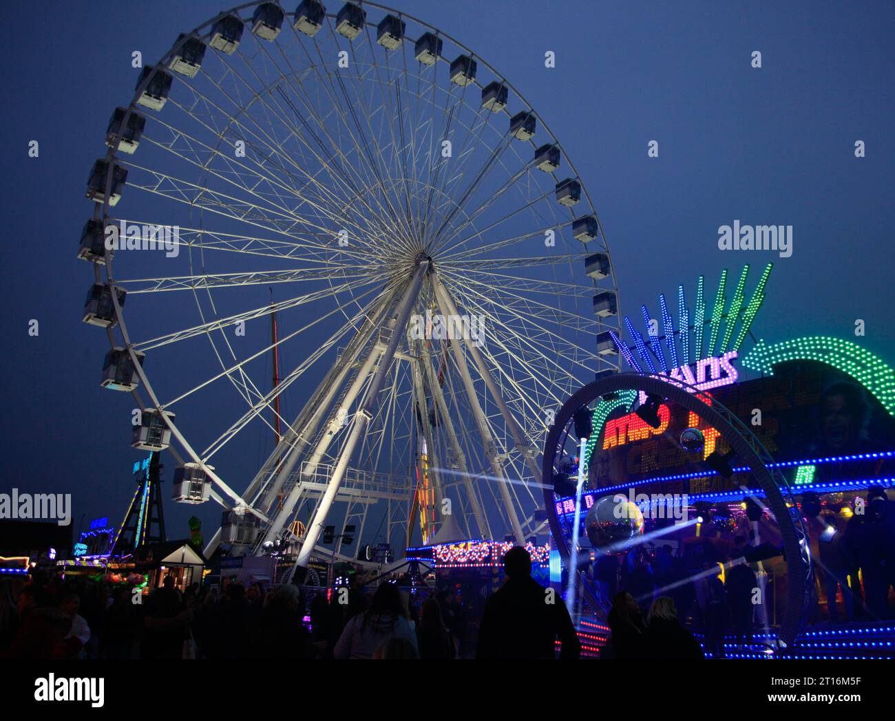Hull fair week hi-res stock photography and images - Alamy