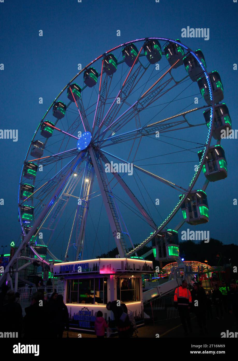 Europe's largest travelling funfair, evening, Walton Street, Hull East ...
