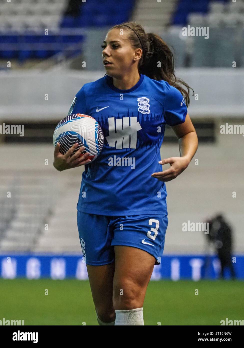 Ellie andrews hi-res stock photography and images - Alamy