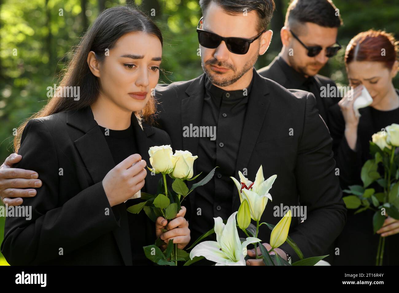 Sad people hi-res stock photography and images - Alamy