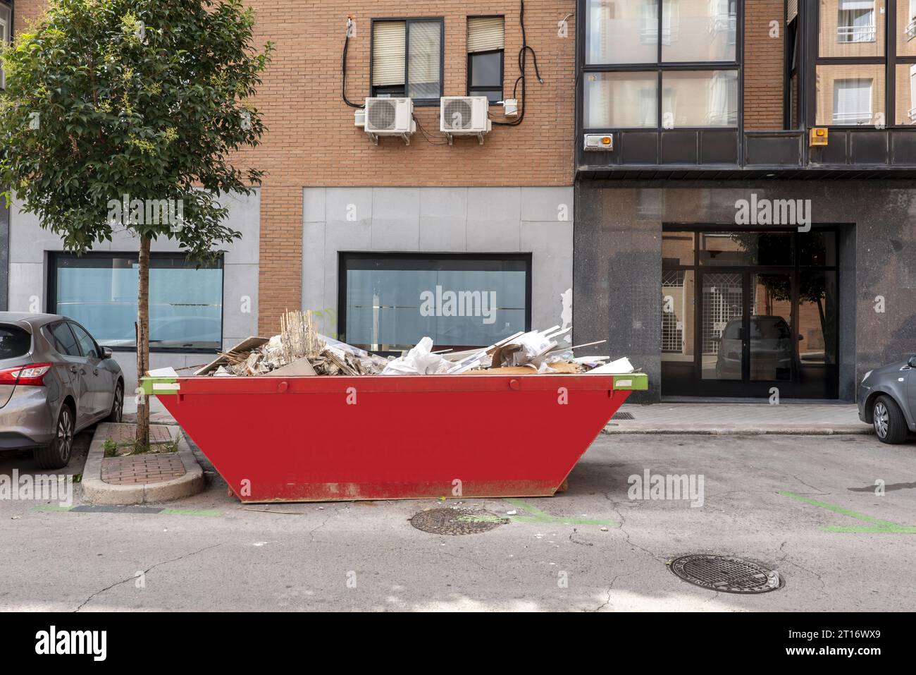 Pamplona trash collection hi-res stock photography and images - Alamy