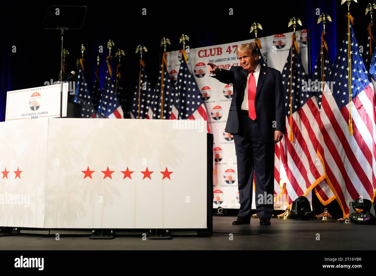 Republican presidential candidate former President Donald Trump arrives ...